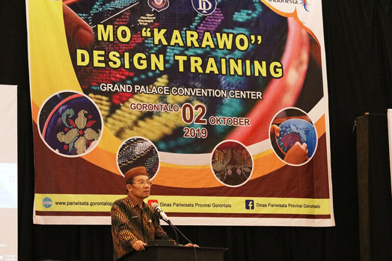 Puluhan orang ikut "Mo Karawo" Design Training | Read.id