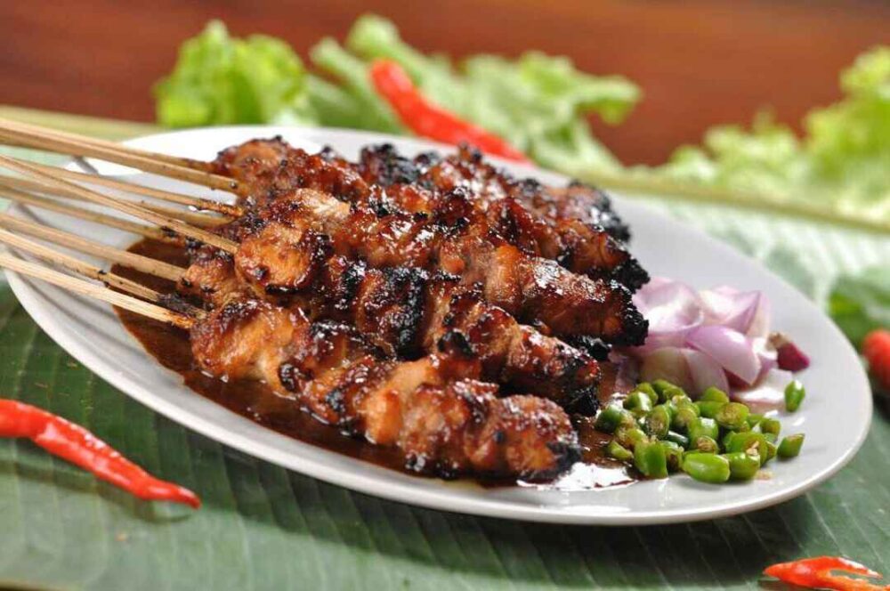Sate Menjadi Makanan Wajib Saat Idul Adha | Read.id