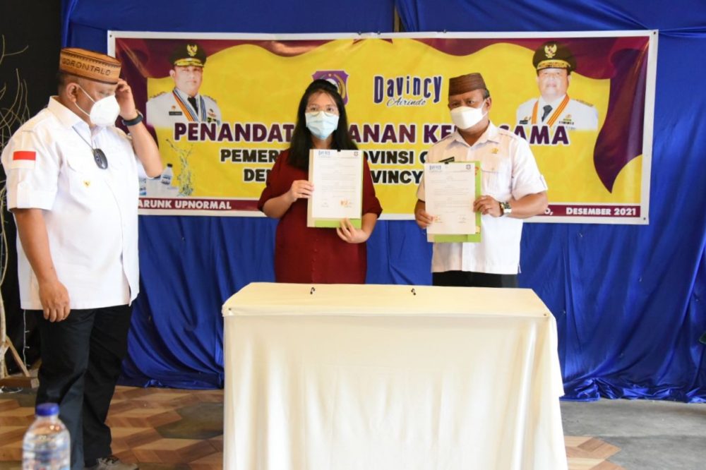 Logo Pemprov Gorontalo Terpasang di Air Kemasan Boneva | Read.id