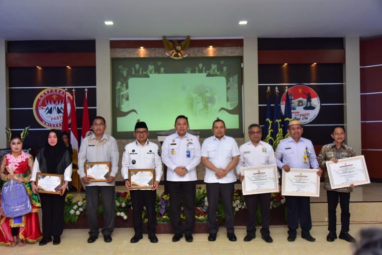 Tiga Kabupaten Gorontalo Terima Penghargaan Peduli HAM | Read.id